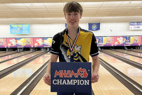 Vanier Finishes Sizzling Finals Weekend Adding Singles Title to Team ...