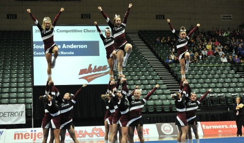Division 1 Cheer: Titanic Finish | Michigan High School Athletic ...