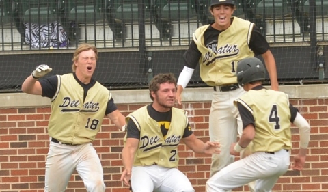 Moment: Decatur Earns Finals Return | Michigan High School Athletic ...